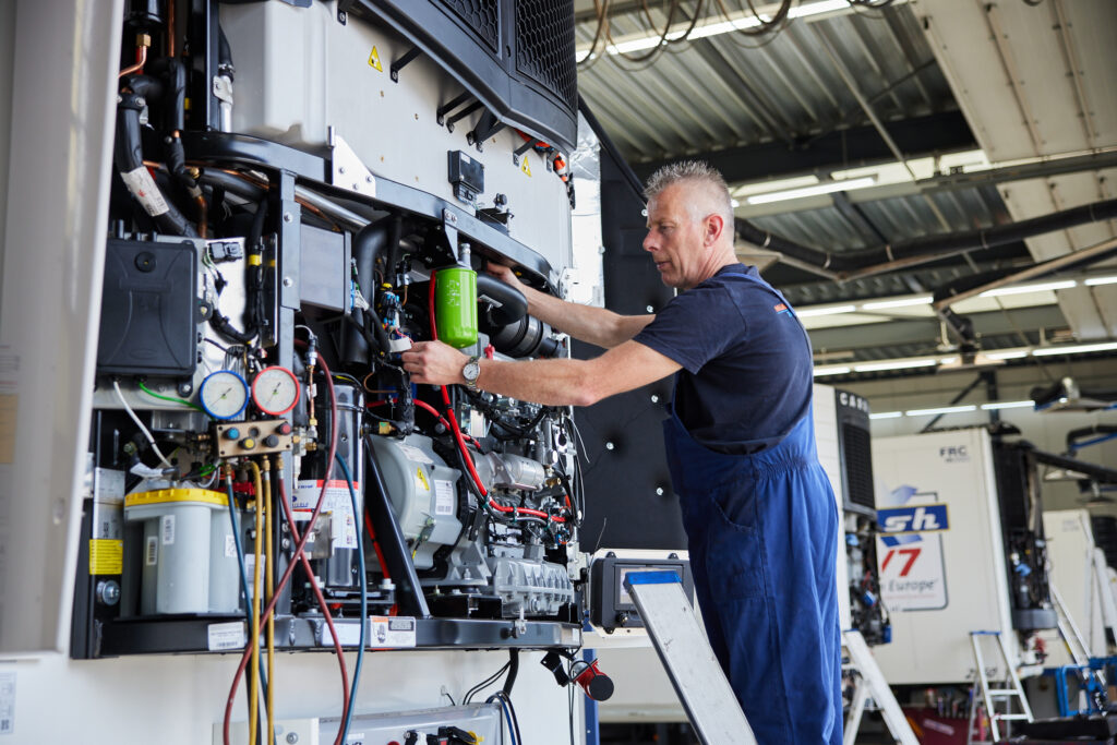 Refrigeration Units at ETTC. - Roordink European Truck & Trailer Care